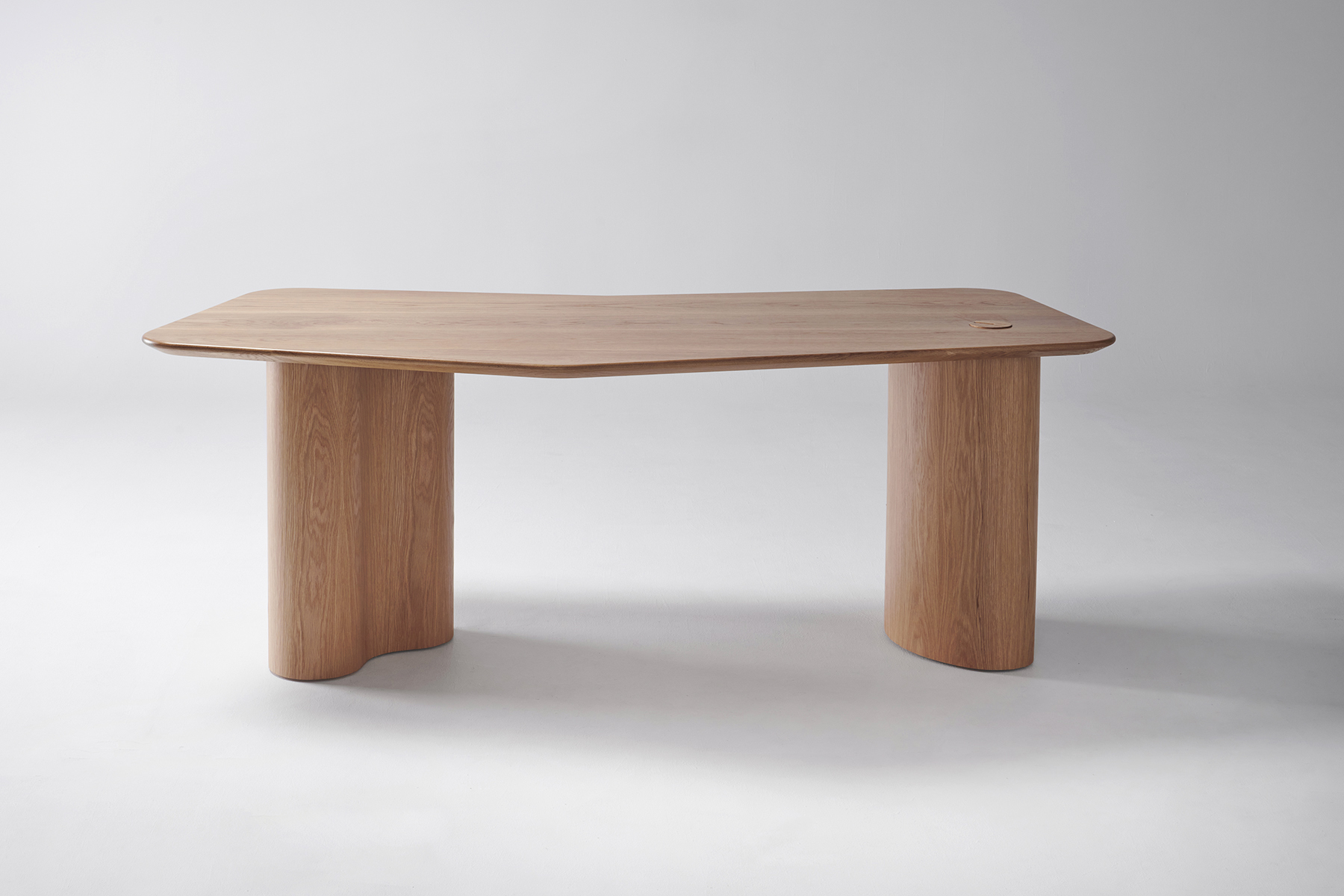 prince desk - Grazia & Co